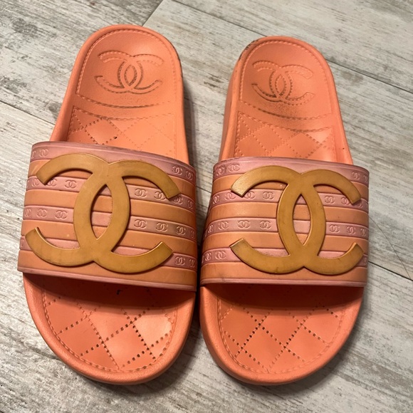 CHANEL | Shoes | Chanel Beach Slides | Poshmark